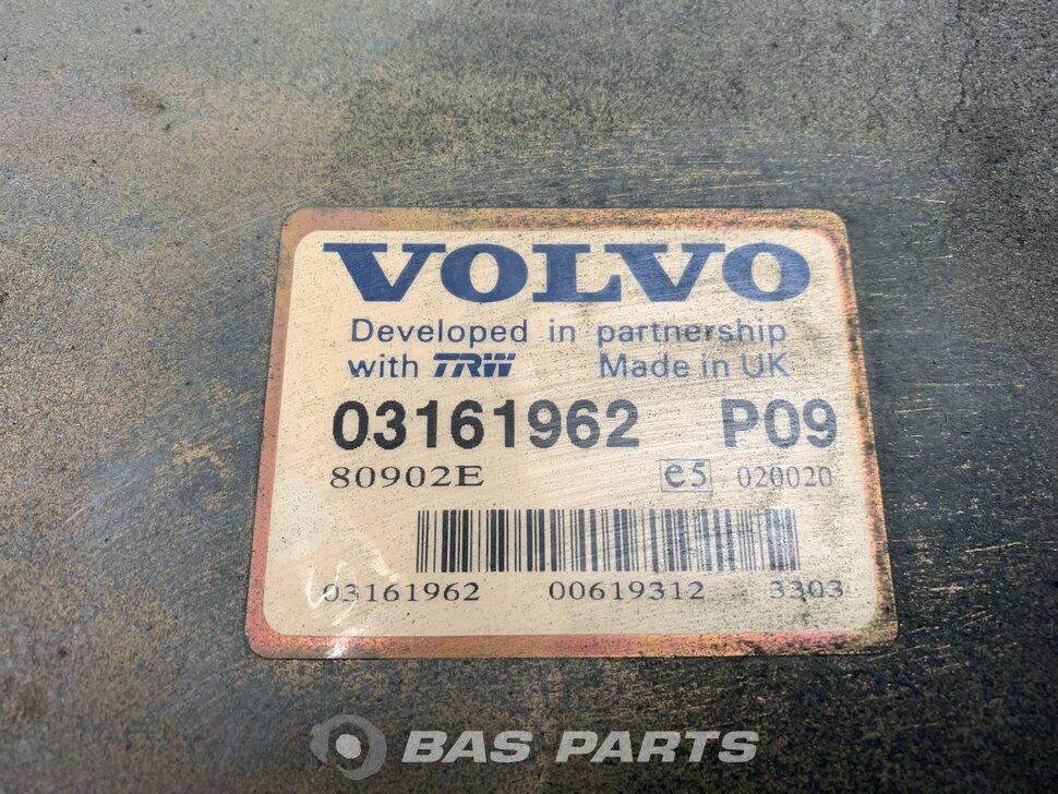 Engine management ECU 8170700 8170700, 20577131, 7420577131, 7403161962 ...