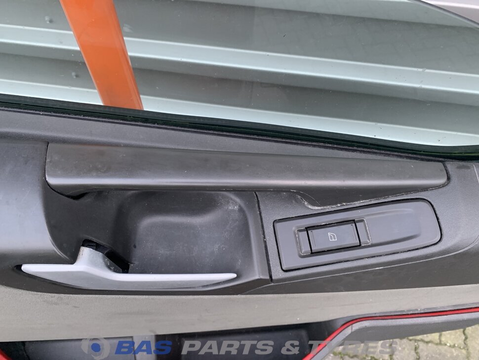 Door 82183078 82183078, 23314276, 84459441, 82183078, 23314276 ...