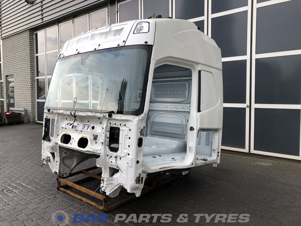 Volvo FH4 Globetrotter L2H2 82216178 82216178, 82214184, 84223762 ...