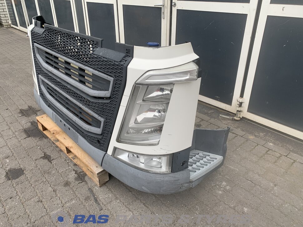 Frontstoßfänger komplett Volvo FH4 21316576 21316576, 22249883 ...